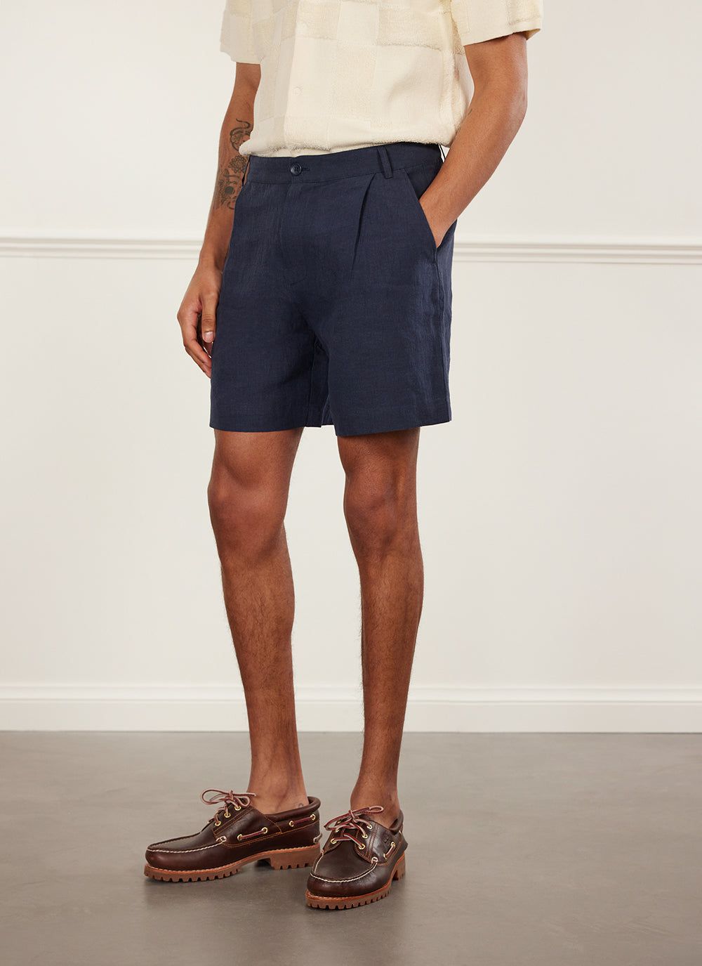 Men's Tailored Linen Shorts | Navy Blue